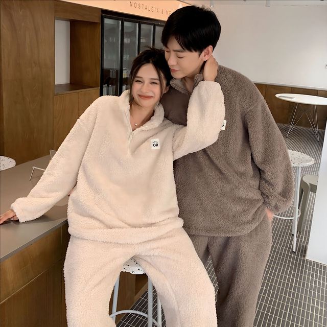 허니나이트 아노락 양털 극세사 커플 잠옷 수면잠옷 세트 신혼부부 겨울 파자마 위시버킷