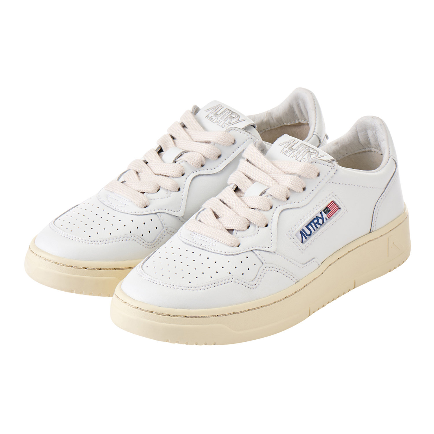 오트리 [롯데온 직매입]메달리스트 로우 여성 스니커즈 화이트탭 AULW LL15 - 위시버킷