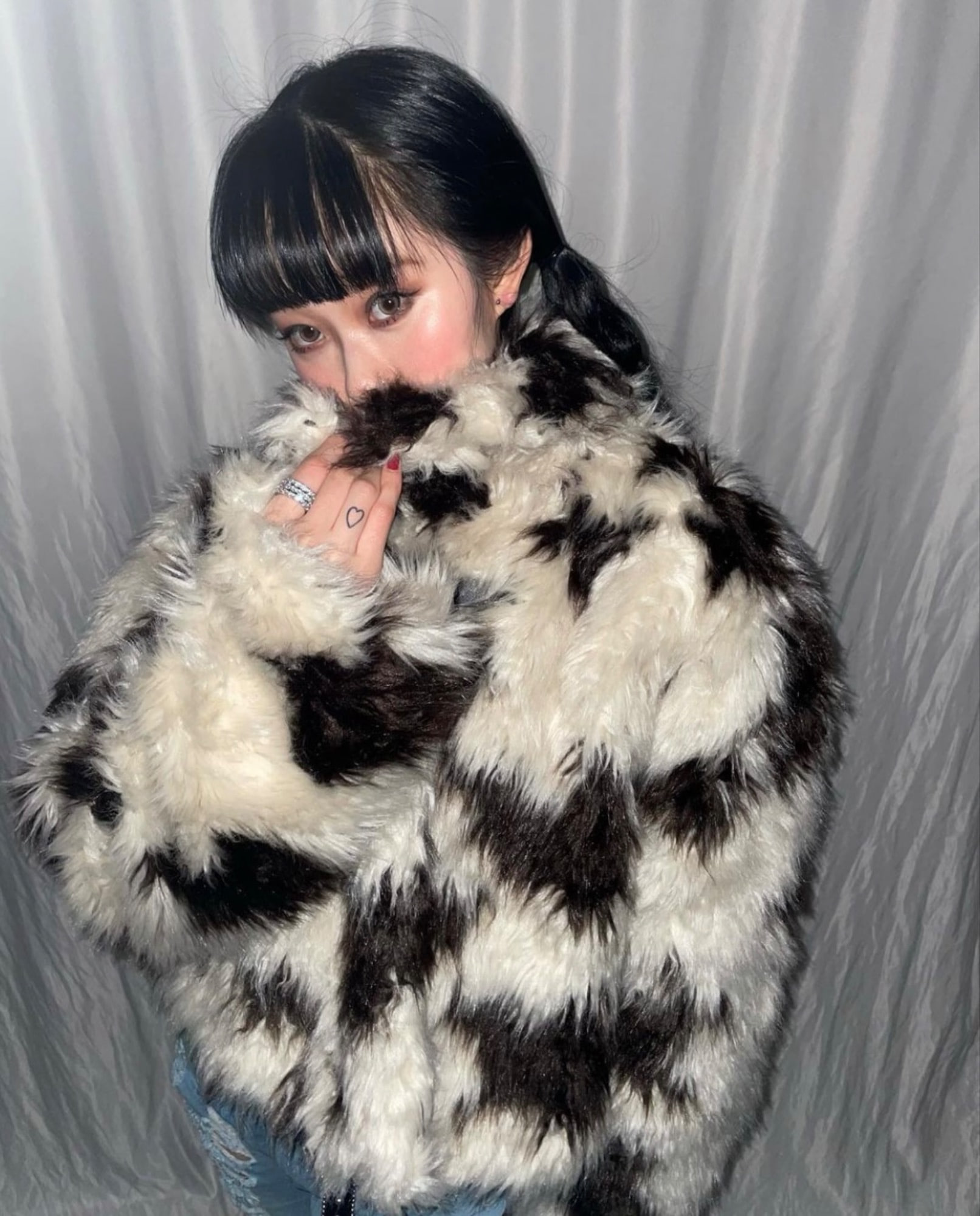 바비걸스테이션 cow fur jacket - 위시버킷