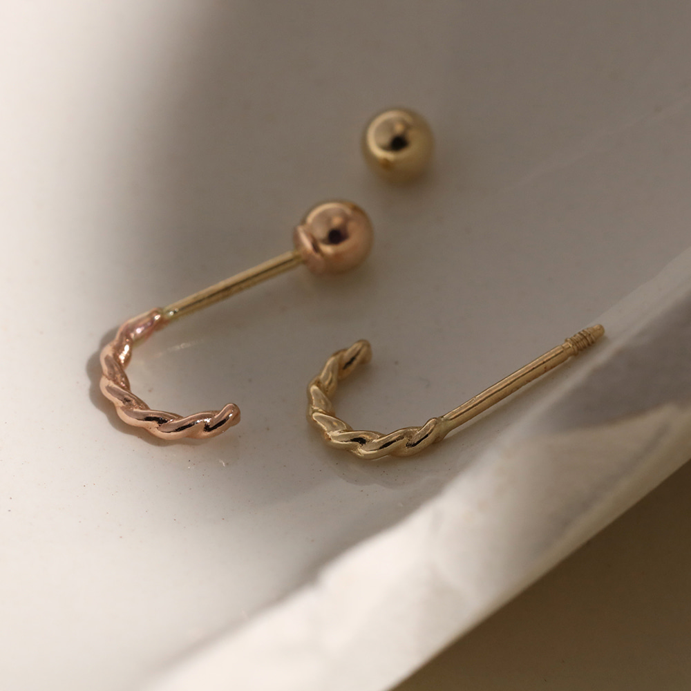 블루탱 [전체14k] 꼬임 디테일 미니 링 피어싱 귀걸이 - 위시버킷