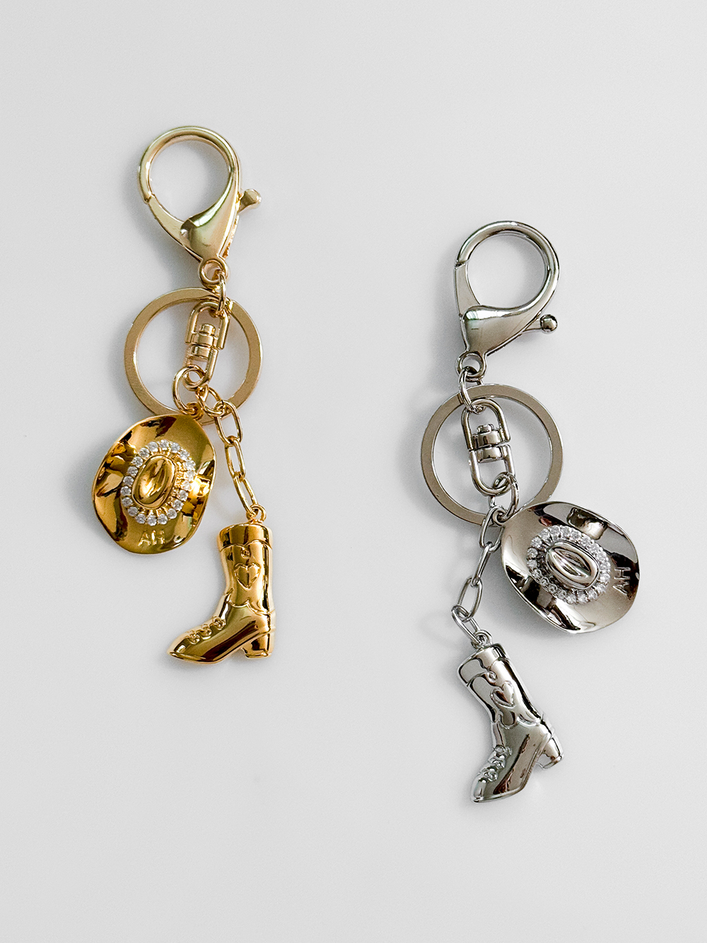 어거스트 하모니 Western Charm Keychain / 2color - 위시버킷