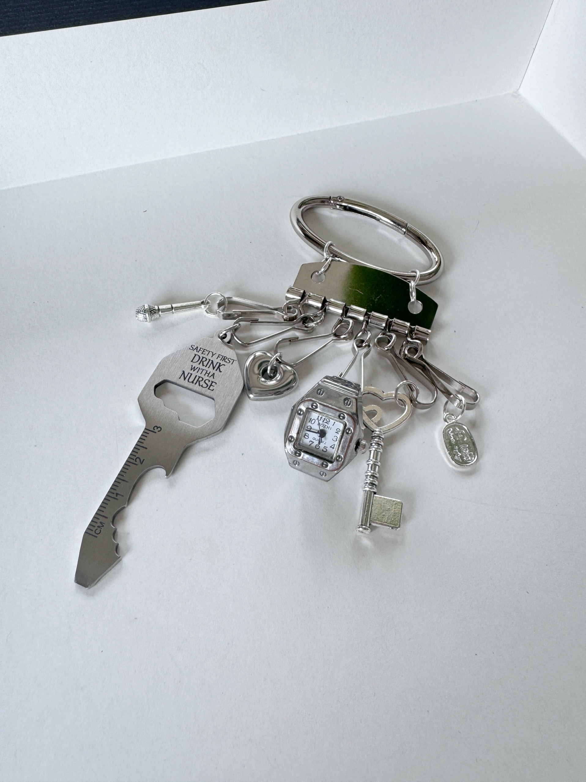 쏠띵즈 Key Heart Clock Keyring 키 하트 키링 - 위시버킷