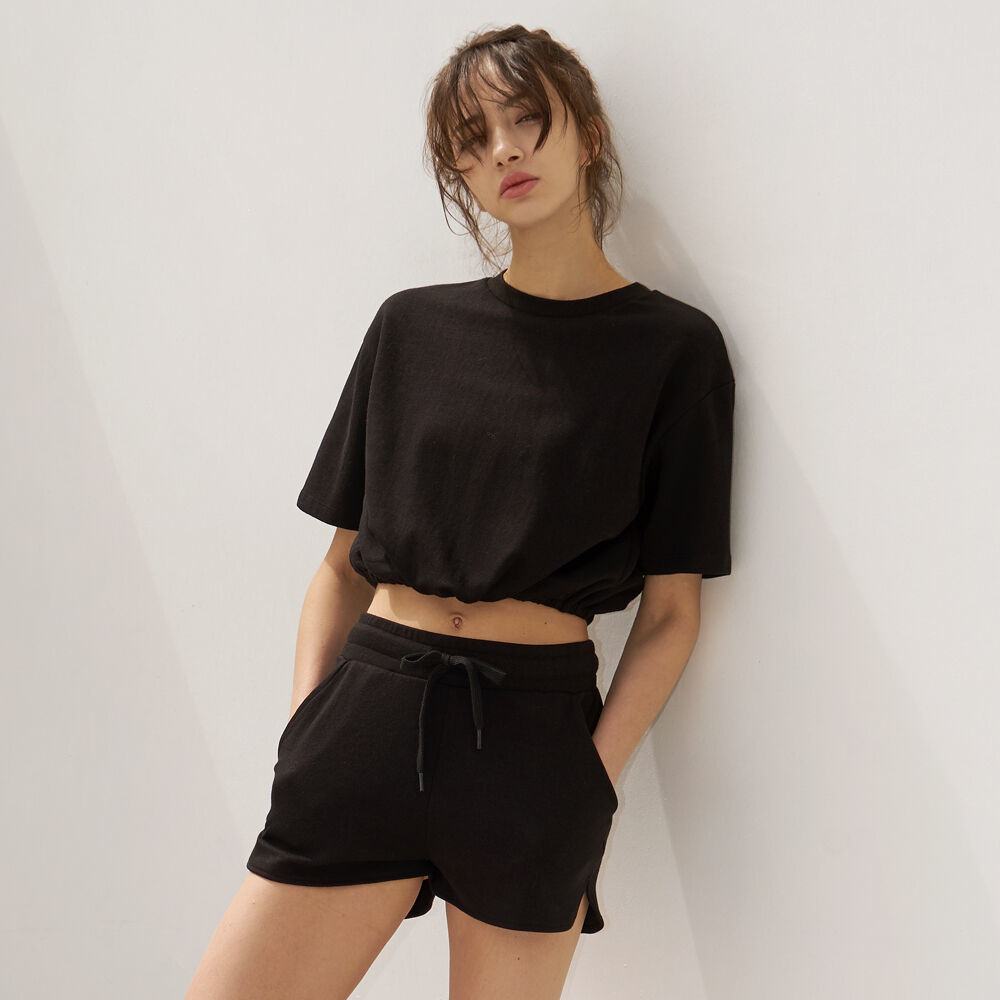 데비웨어 여성 요가복 DEVI-B0044-블랙 필라테스 돌핀 팬츠 숏팬츠 - 위시버킷