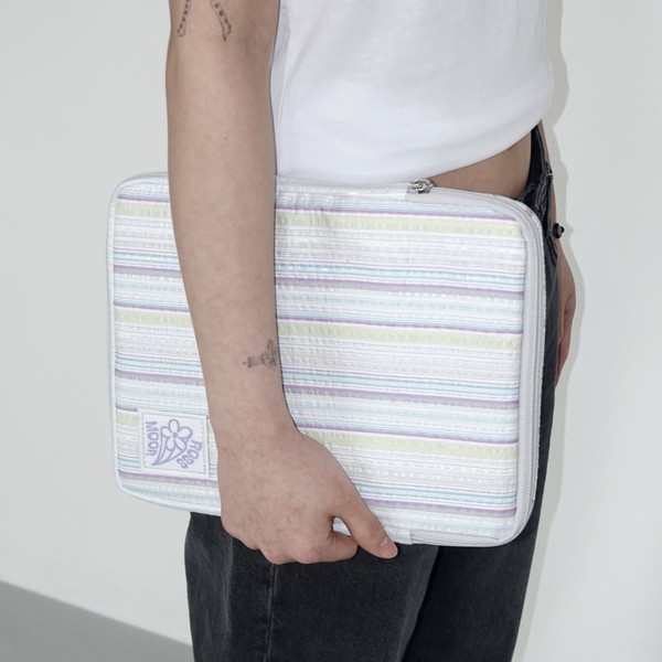 로스모어 Romantic stripe tablet pouch - 위시버킷
