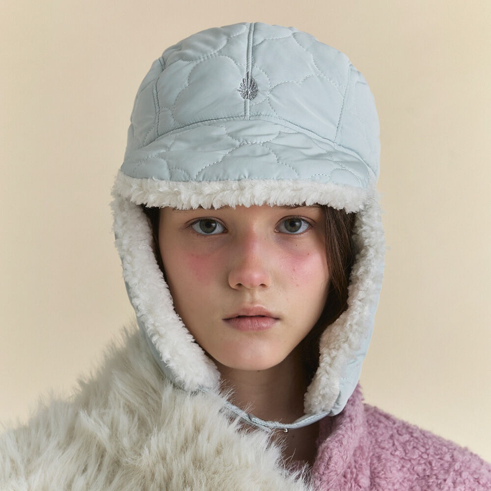 포에지담 PADDING EARFLAP HAT IN CLOVER ICEBERG - 위시버킷