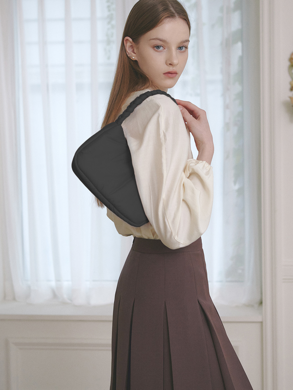 리앙리에 LIENLIER danggi padding bag - black - 위시버킷