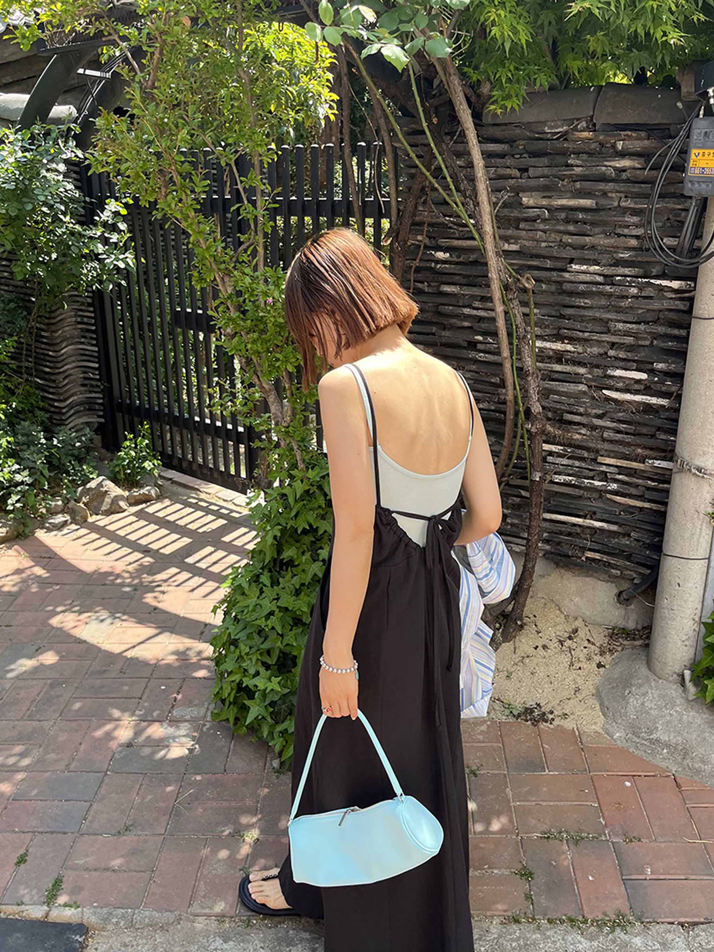 러브코드유 back string point dress (2color) - 위시버킷