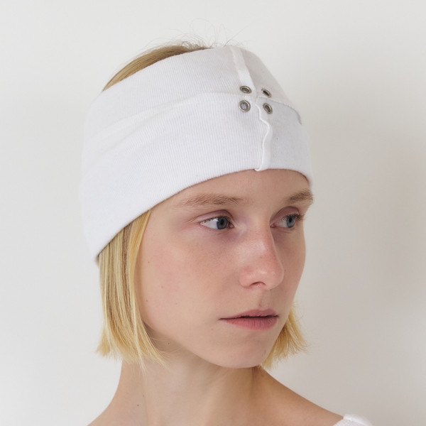 실롯 SIGNATURE EYELET ANGORA HAIR BAND (WHITE) - 위시버킷