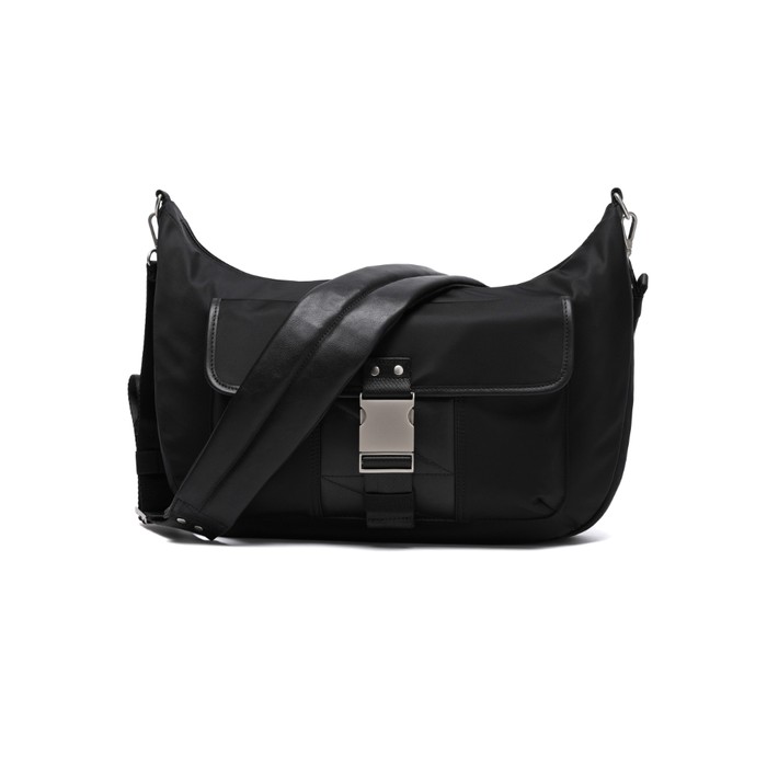 메종미네드 BUCKLE STRAP HOBO BAG - 위시버킷