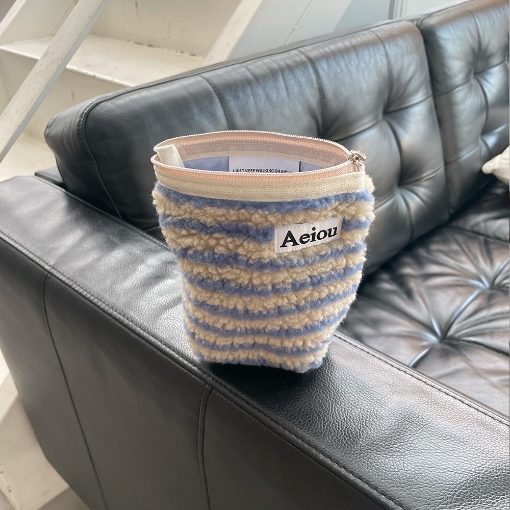 아에이오우 Aeiou Basic Pouch (M size) Fur Tabby Blue - 위시버킷