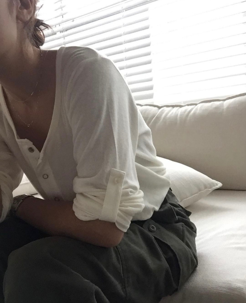 캐롤 carol 캐롤 케이트 티셔츠 긴팔 유넥 버튼 t (2col) - 위시버킷