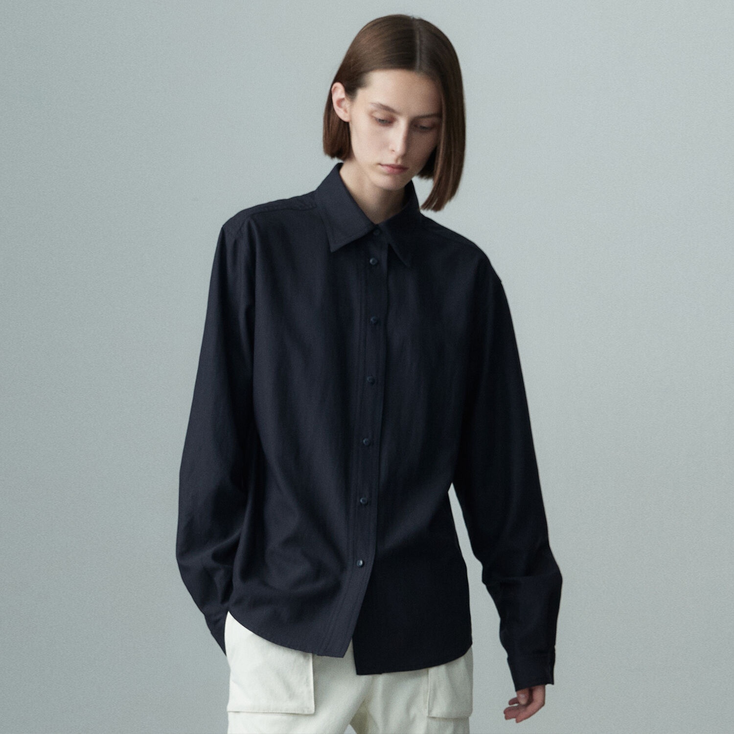 리이 POINT COLLAR LONG SLEEVE SHIRT MIDNIGHT NAVY - 위시버킷