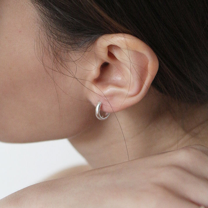 티오유 [Silver925] TN025 Basic round semi bold earring - 위시버킷