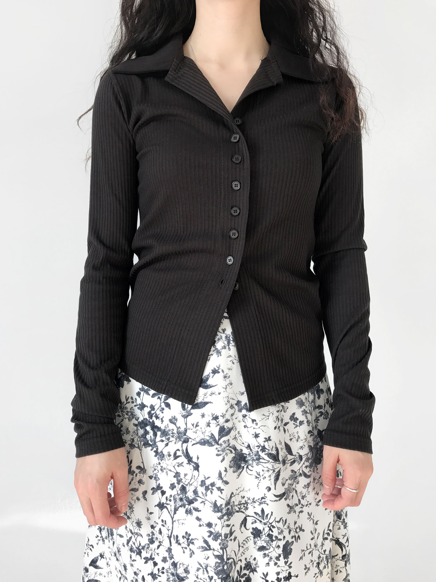 M 627 MAZZY RIBBED SLIM CARDIGAN IN DEEP BROWN (2C) - 위시버킷
