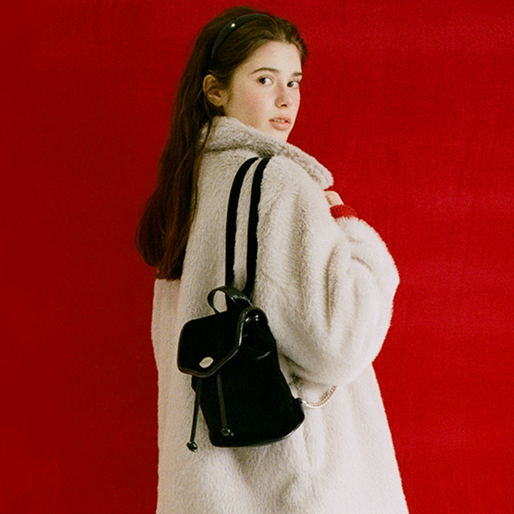 썸웨어버터 Velvet mini fle backpack - velvet black - 위시버킷
