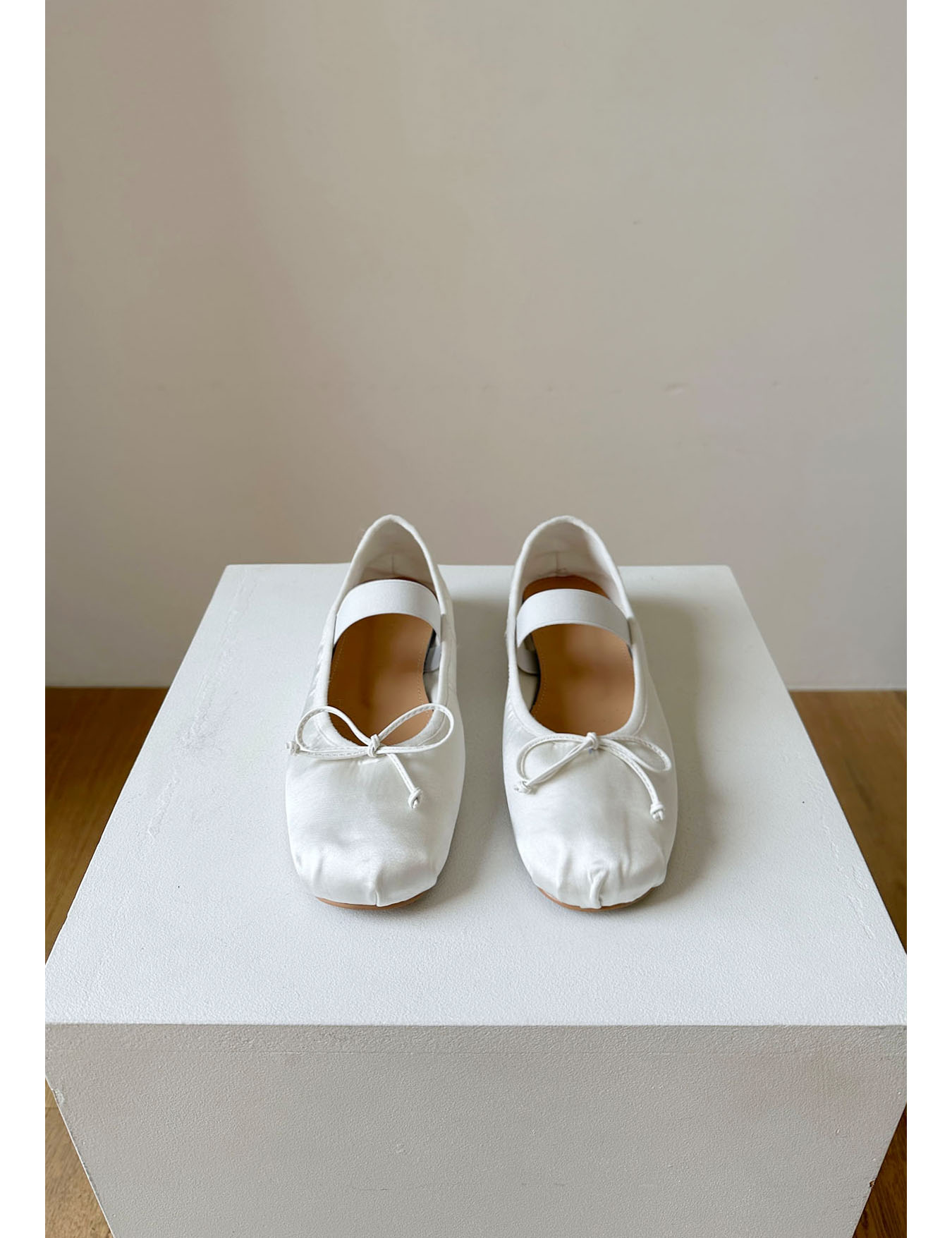 이너뮤트 ribbon ballet shoes (4color) - 위시버킷