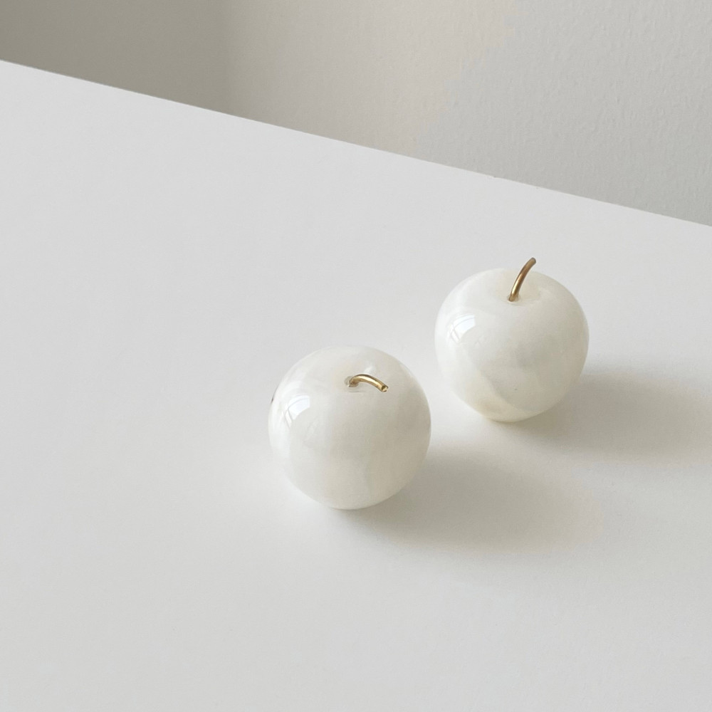 취향의 교집합 Natural onyx apple paperweight 오닉스 사과 문진 오브제 - 위시버킷