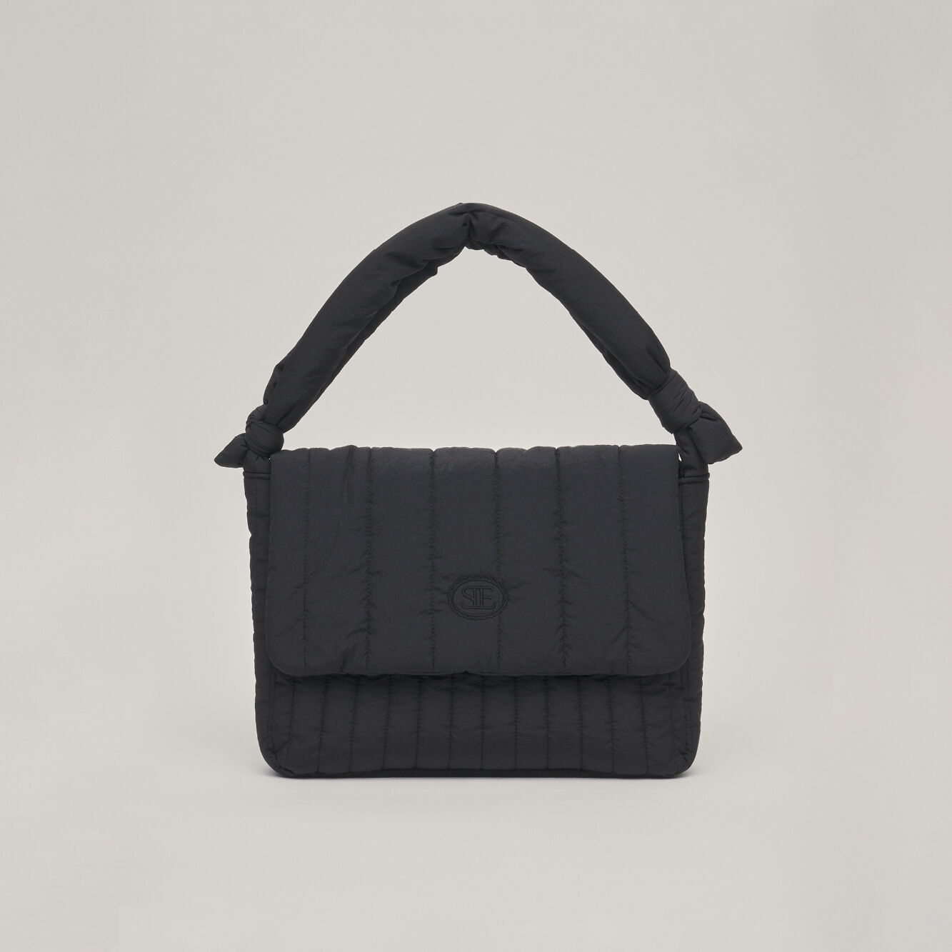 시엔느 Cross Padding Bag (Black) - 위시버킷