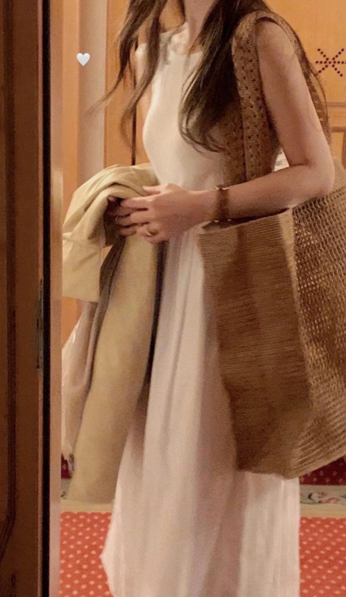 나우어데이즈 objet 오브제 아토믹 나시 레이스 원피스 코튼 슬리브리스 플레어 롱 (2col) - 위시버킷