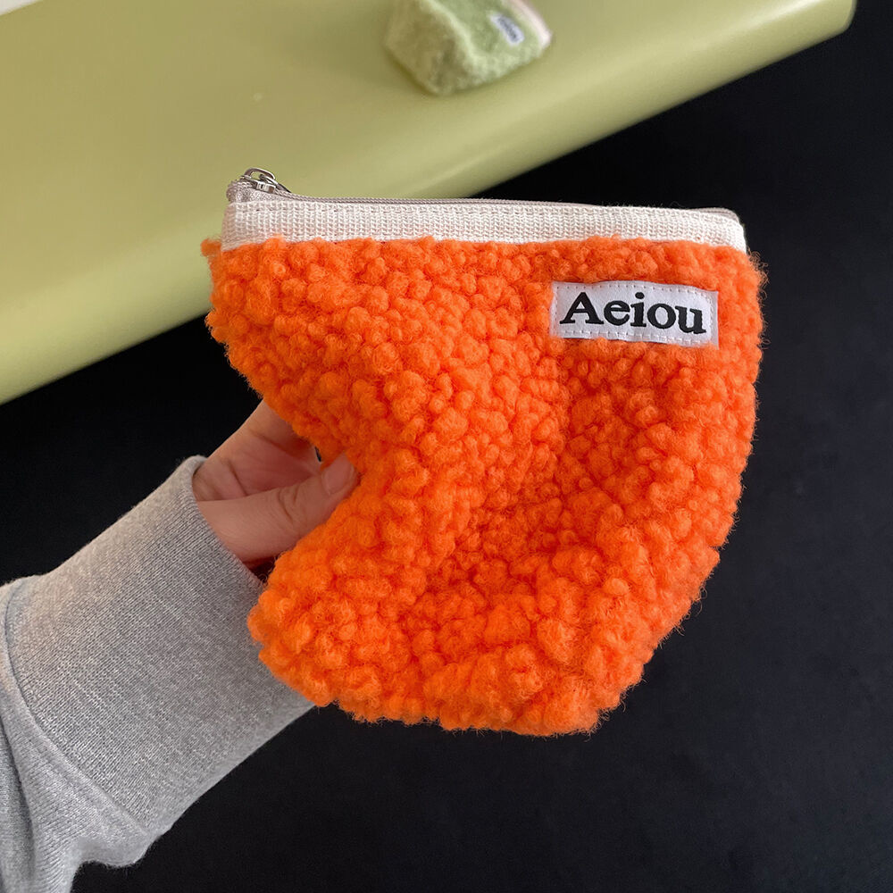 아에이오우 Aeiou Basic Pouch (M size) Neon Orange Fur - 위시버킷