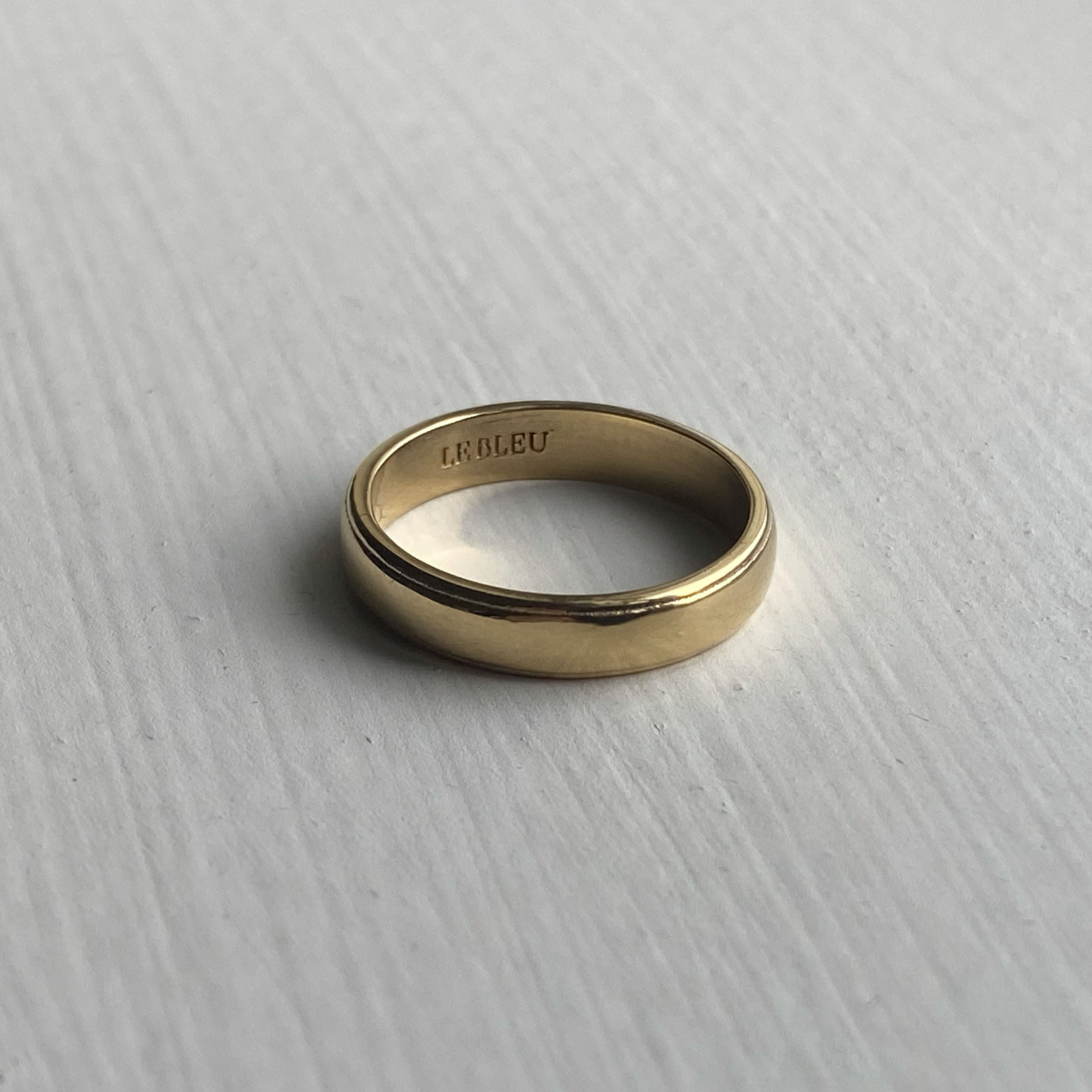 르블루 Delicate touch. - 위시버킷