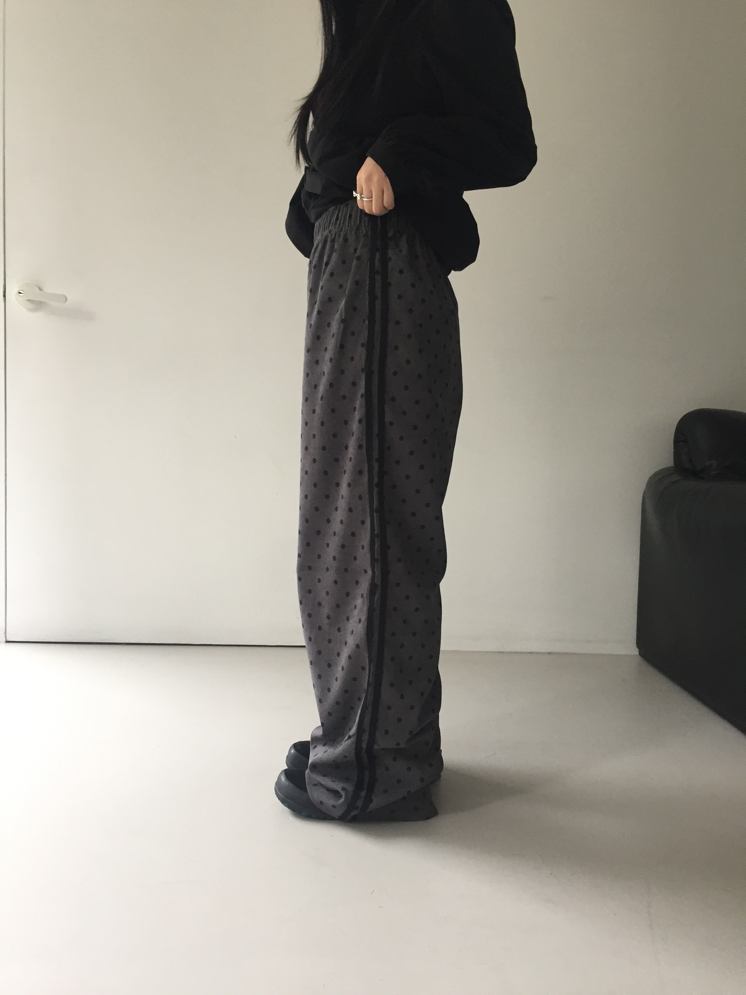 우온 dot track corduroy pants (2c) - 위시버킷