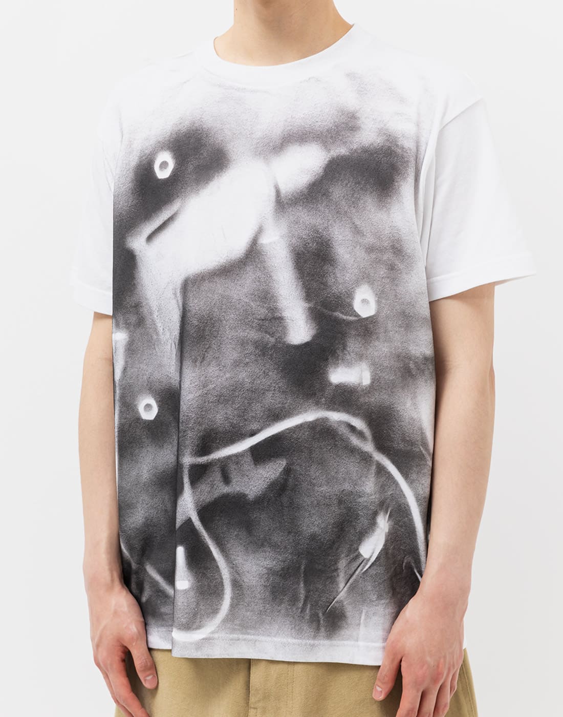에이트디비젼 Biker Sprayed T-shirts (White) - 위시버킷