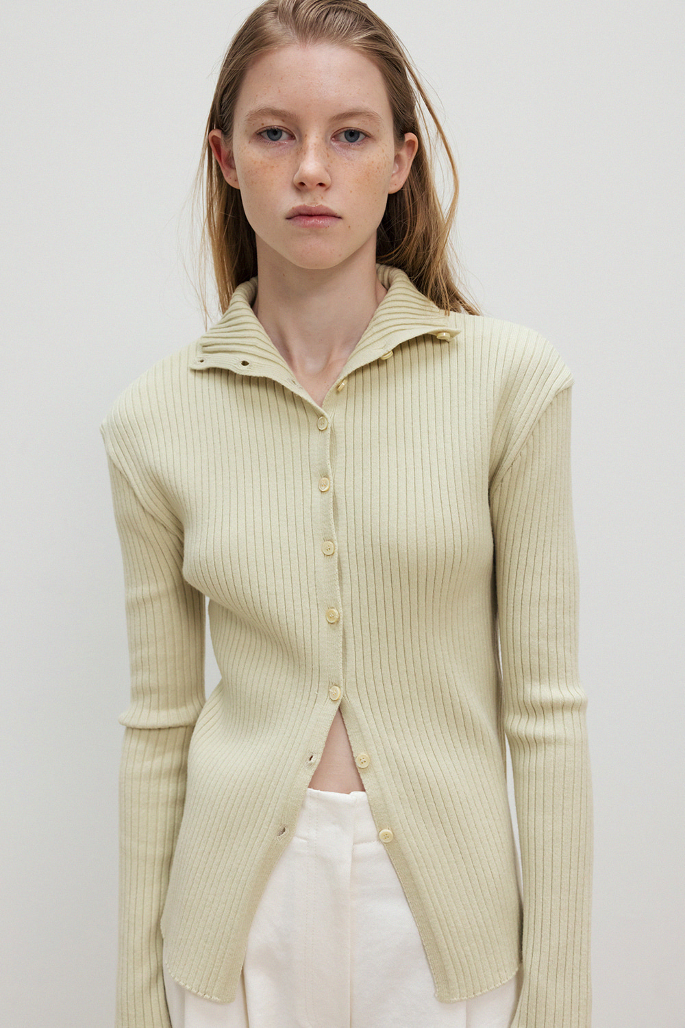 레이스 Slim High-Neck Cardigan_Beige - 위시버킷