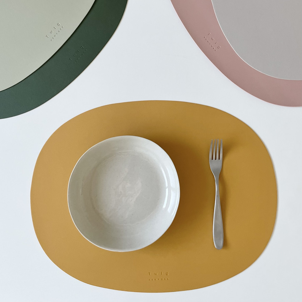 트위그뉴욕 [포토리뷰 1,000P] 트위그뉴욕 데코 오발 테이블매트 - 위시버킷