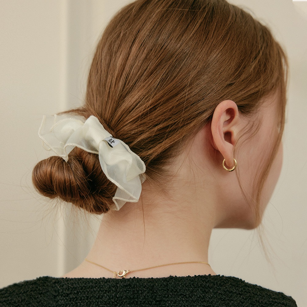 룩캐스트 ALICE MESH SCRUNCH_IVORY - 위시버킷