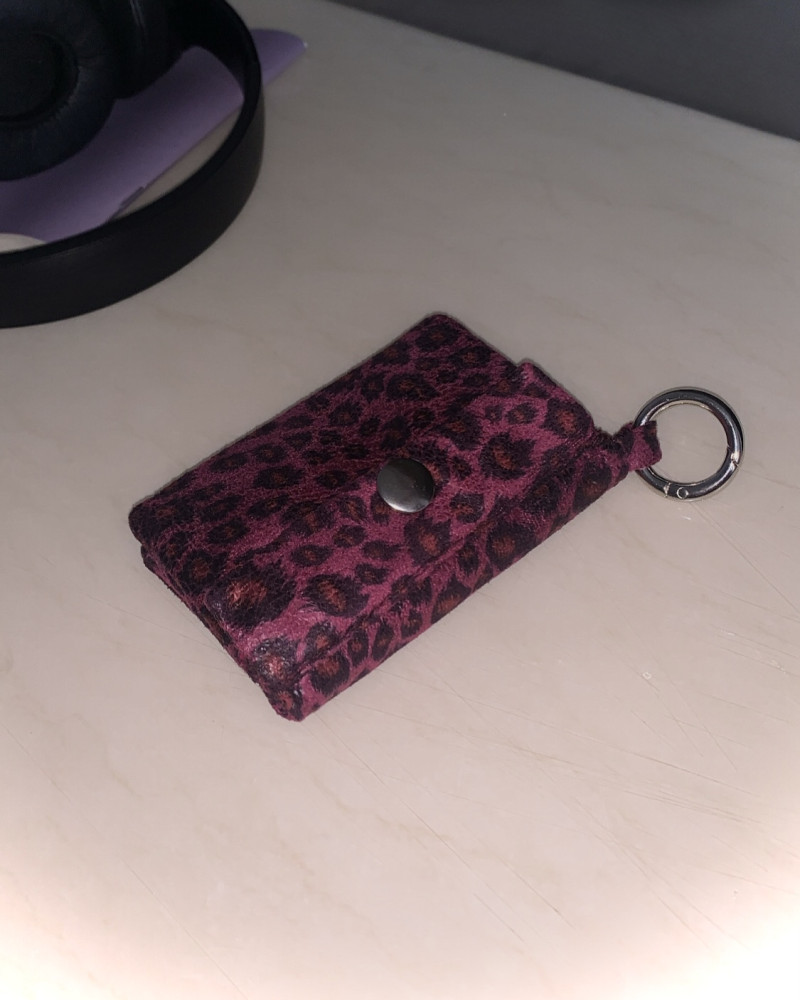 일이사유 Leopard card wallet(dark pink) - 위시버킷