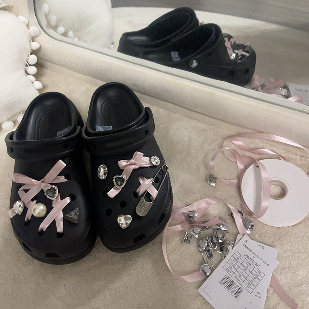 헤르츠룸 헤르츠룸 pink ribbon crocs deco 크록스 지비츠 세트 리본 핑크 발레코어 여름 - 위시버킷