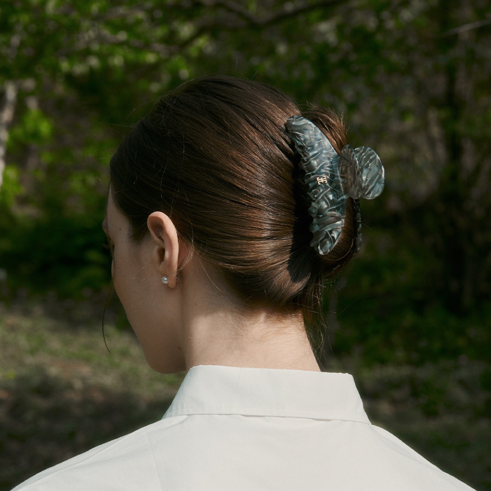 폴뉴아 CLASSIC LOGO HAIR CLAW [GRAY] - 위시버킷