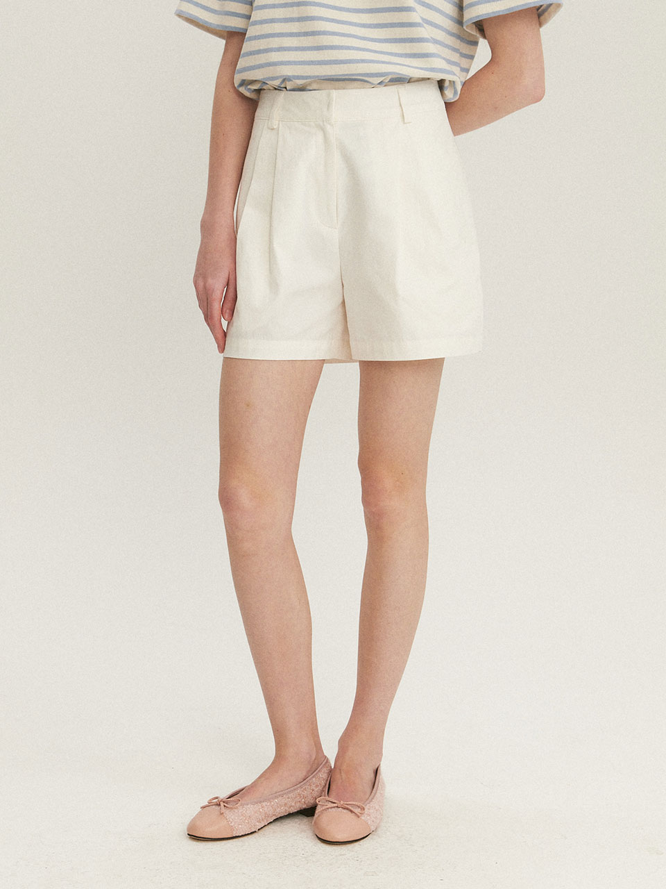 패브릭컬러지 Cotton Pintuck Short Pants_3color - 위시버킷