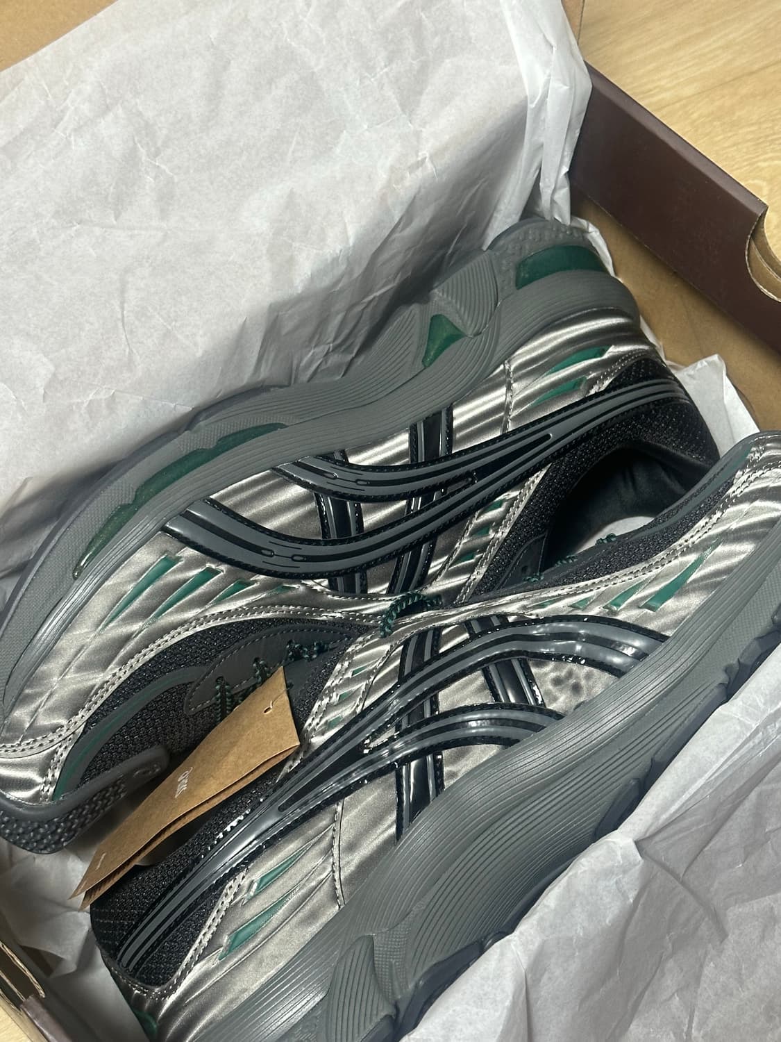 키코 코스타디노브 [w287.5]키코코스타디노브 아식스 젤 플라메 그레이 | 후루츠패밀리 - 위시버킷