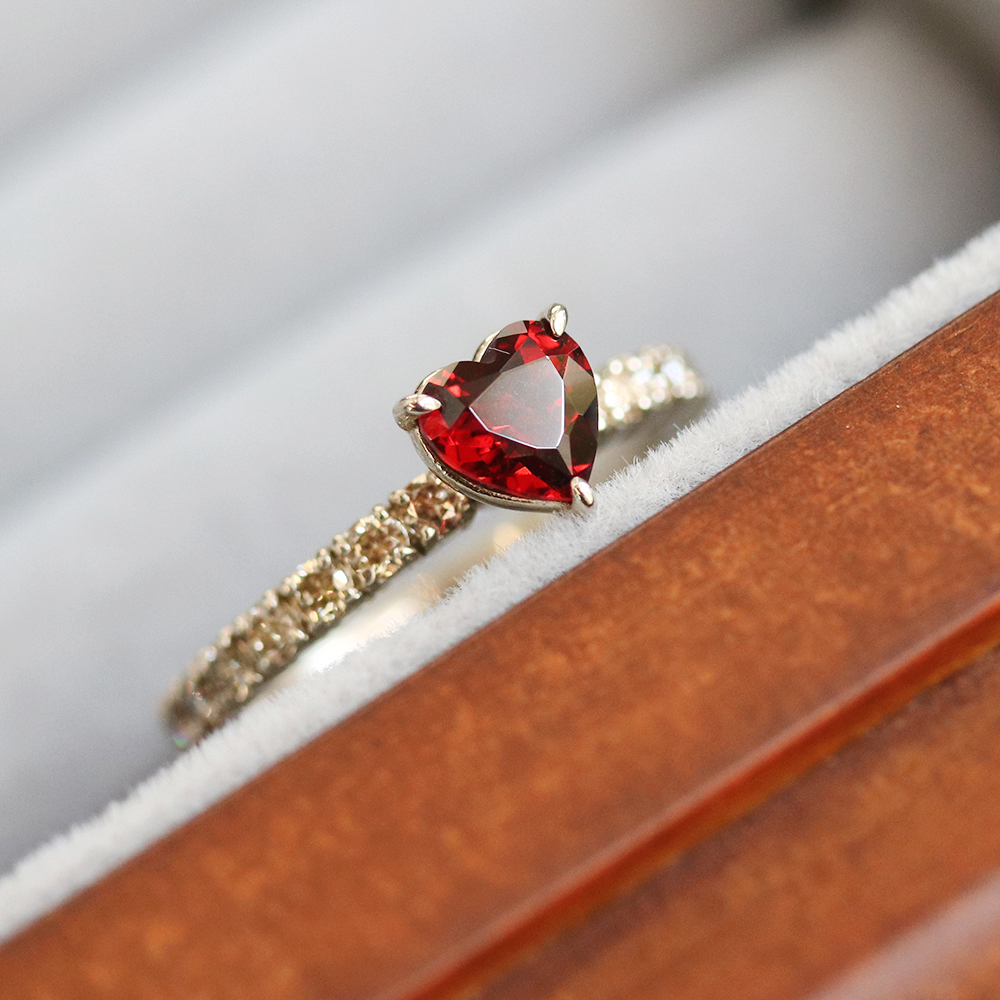 앙즈 케미스트리 red garnet pong pong ring - 위시버킷