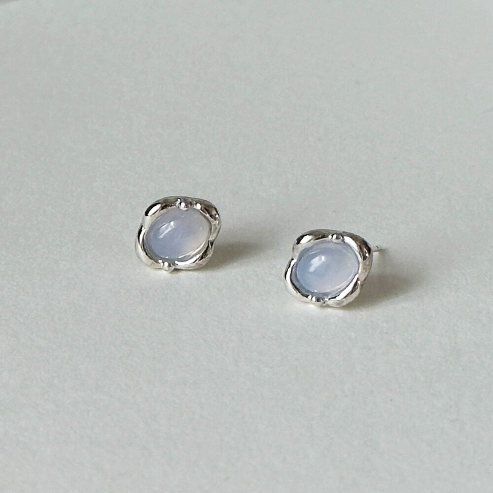 따스한기록 E286_Wax flower Earring(peridot/blue/lavender chalcedonia) - 위시버킷