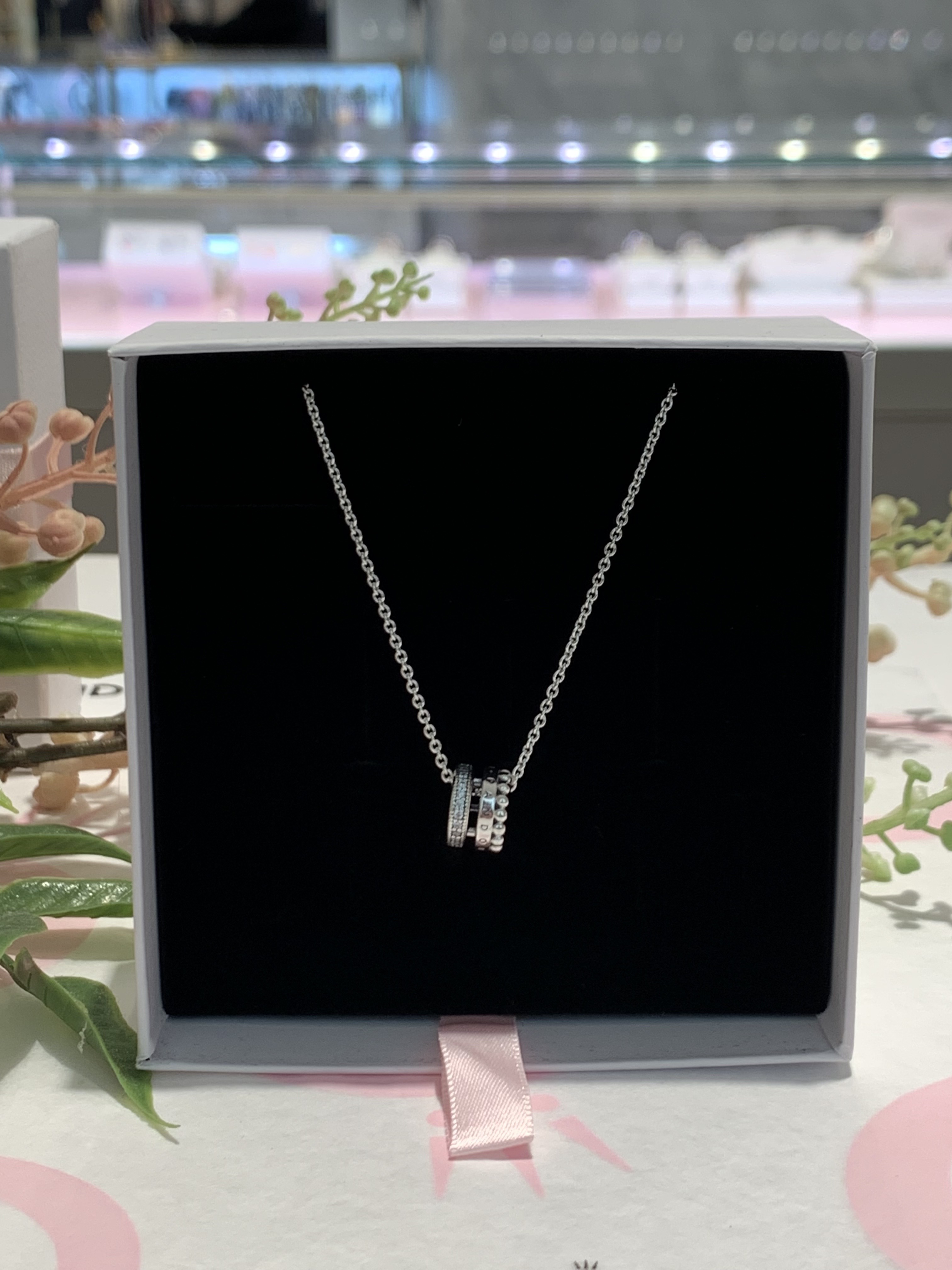 판도라 [판도라] 시그니처 로고 파베 목걸이 (392311C01-45) - 위시버킷