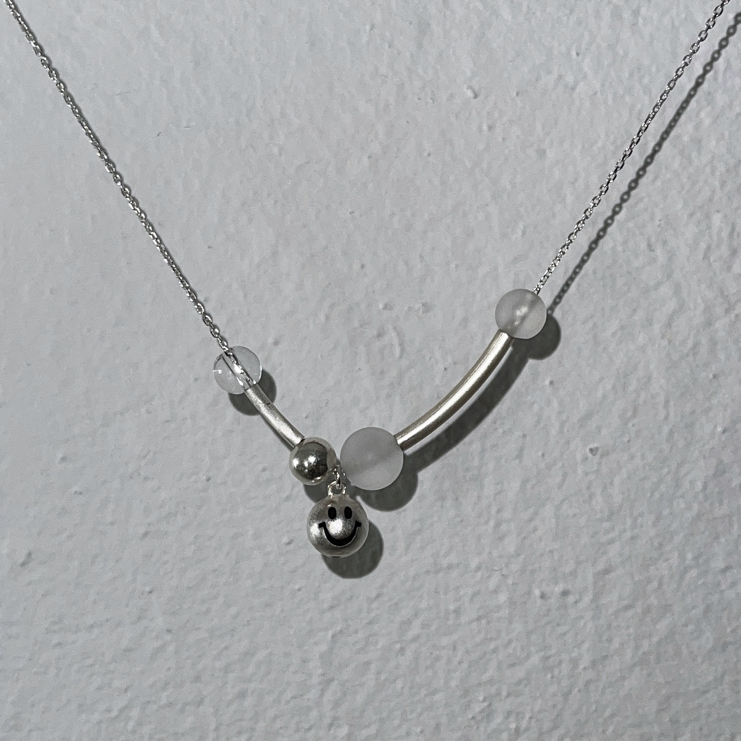 이지띵즈 Silver Matt Smile & Pipe Necklace - 위시버킷