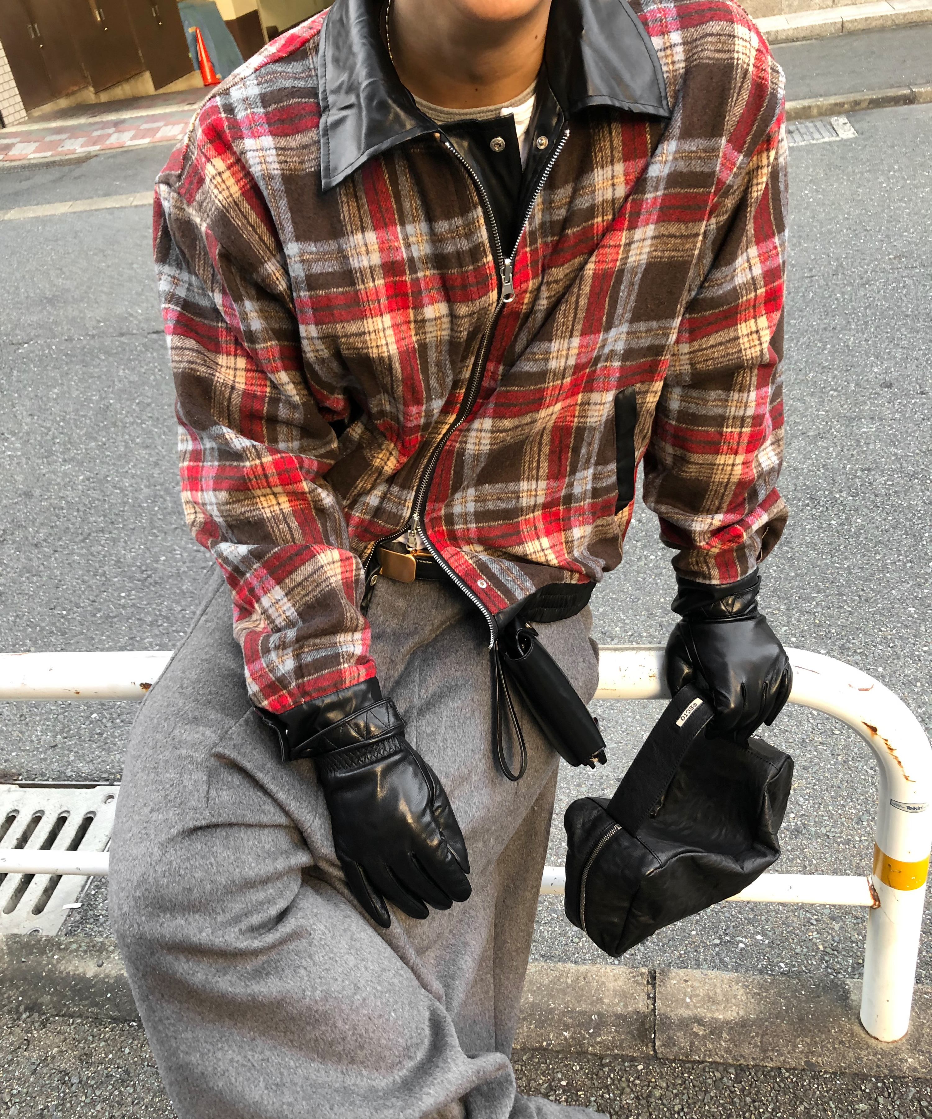 뉴치프시크 REVERSIBLE CHECK LEATHER JACKET - 위시버킷