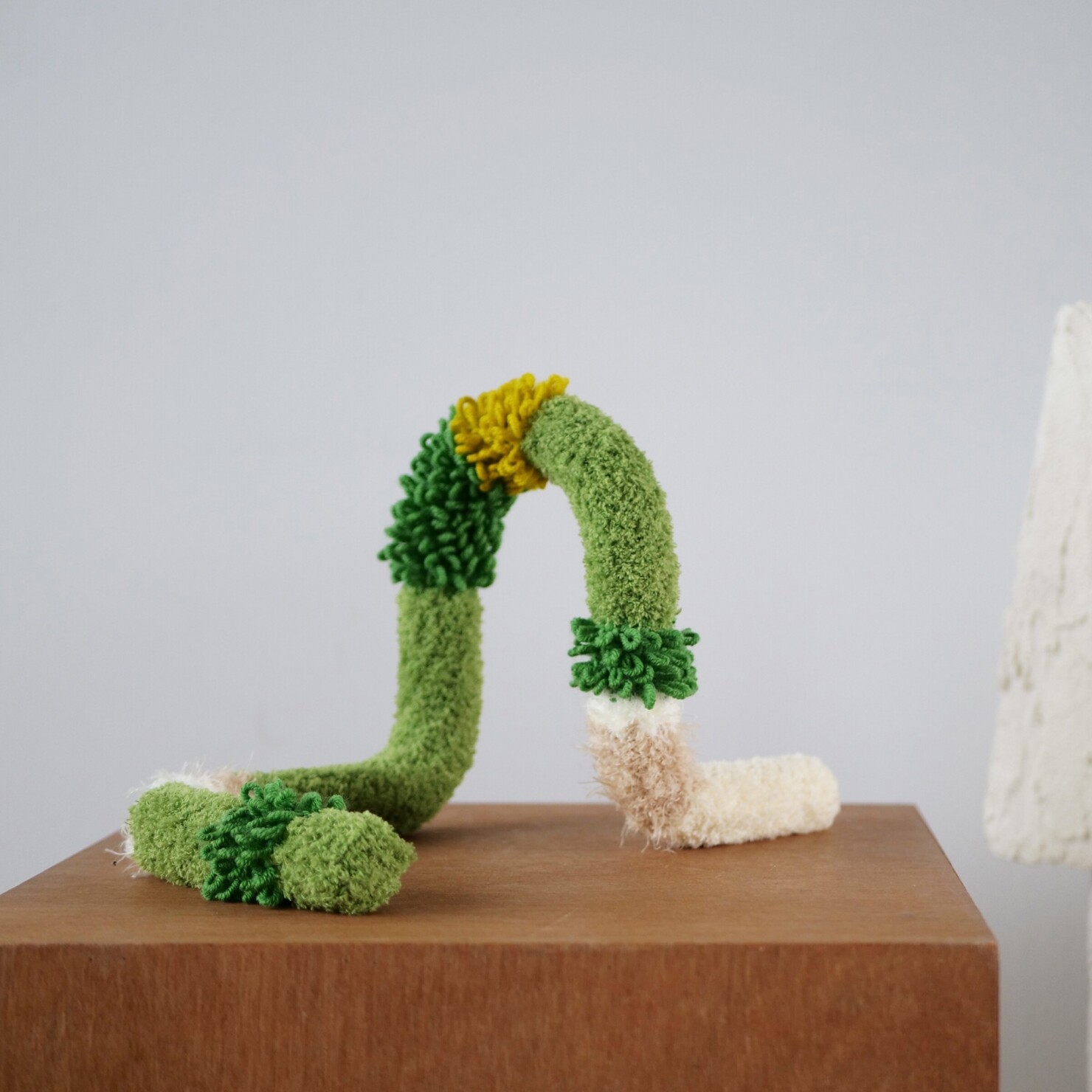 오브젝트 강물 [x Ruth.] warm worm - 01 - 위시버킷