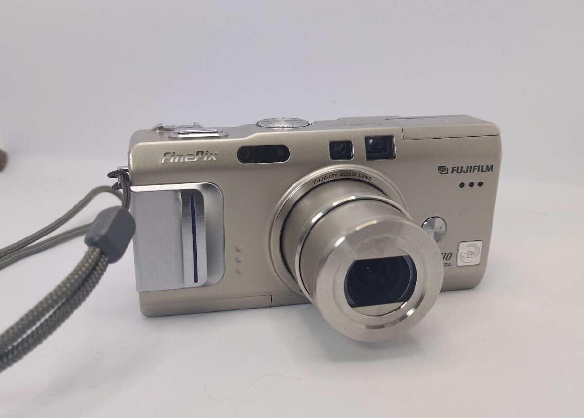 메루메루 야후경매 - 【動作品】FUJIFILM/富士フイルム FinePix F710 コンパクトデジタルカメラ オールドコンデジ 1/1.7型ハニカムCCDセンサー - 위시버킷