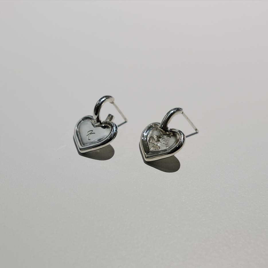 1064스튜디오 'Heart Edition\' EARRING - 위시버킷
