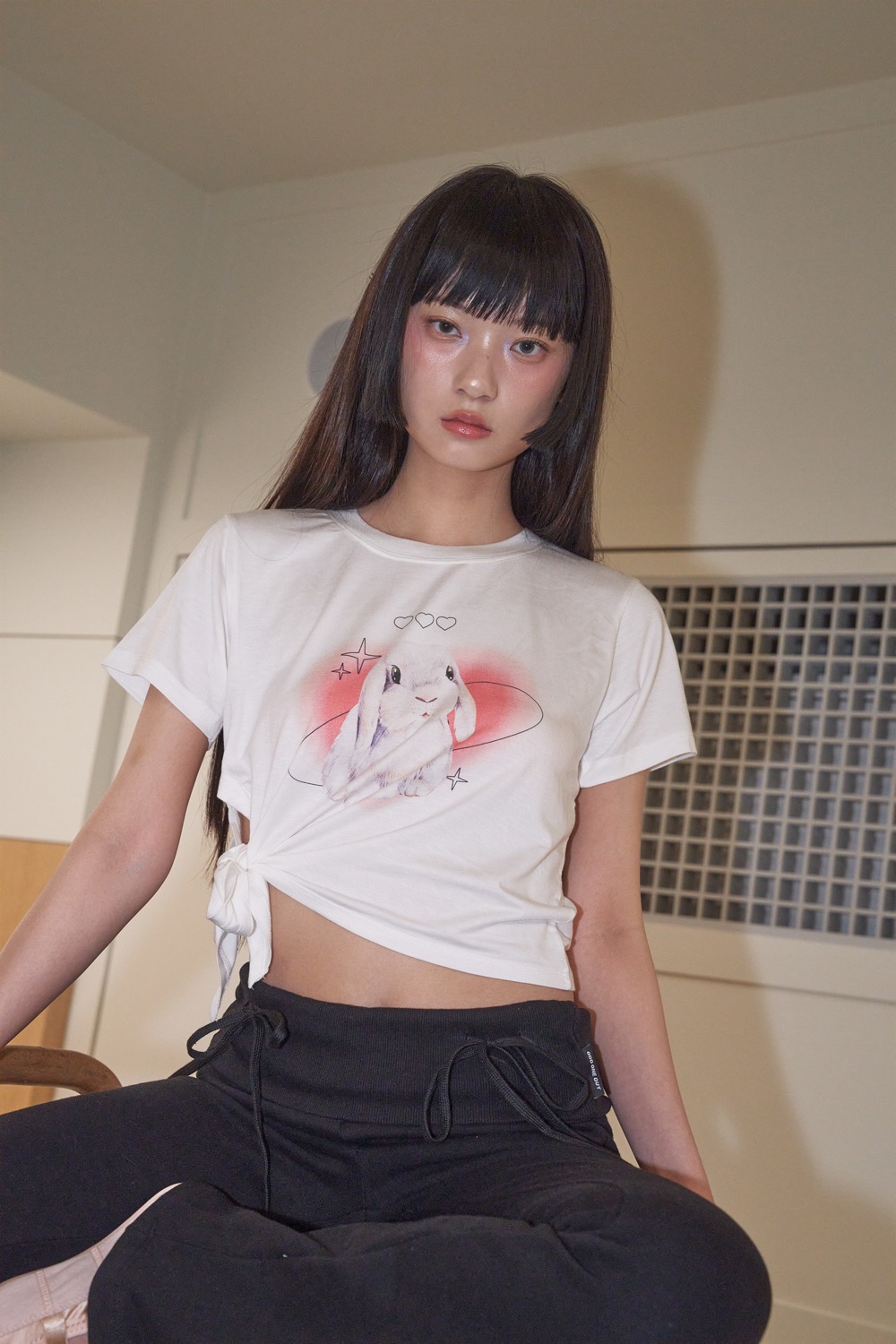 오드원아웃 COSMOS RABBIT TIE T-SHIRTS WHITE - 위시버킷