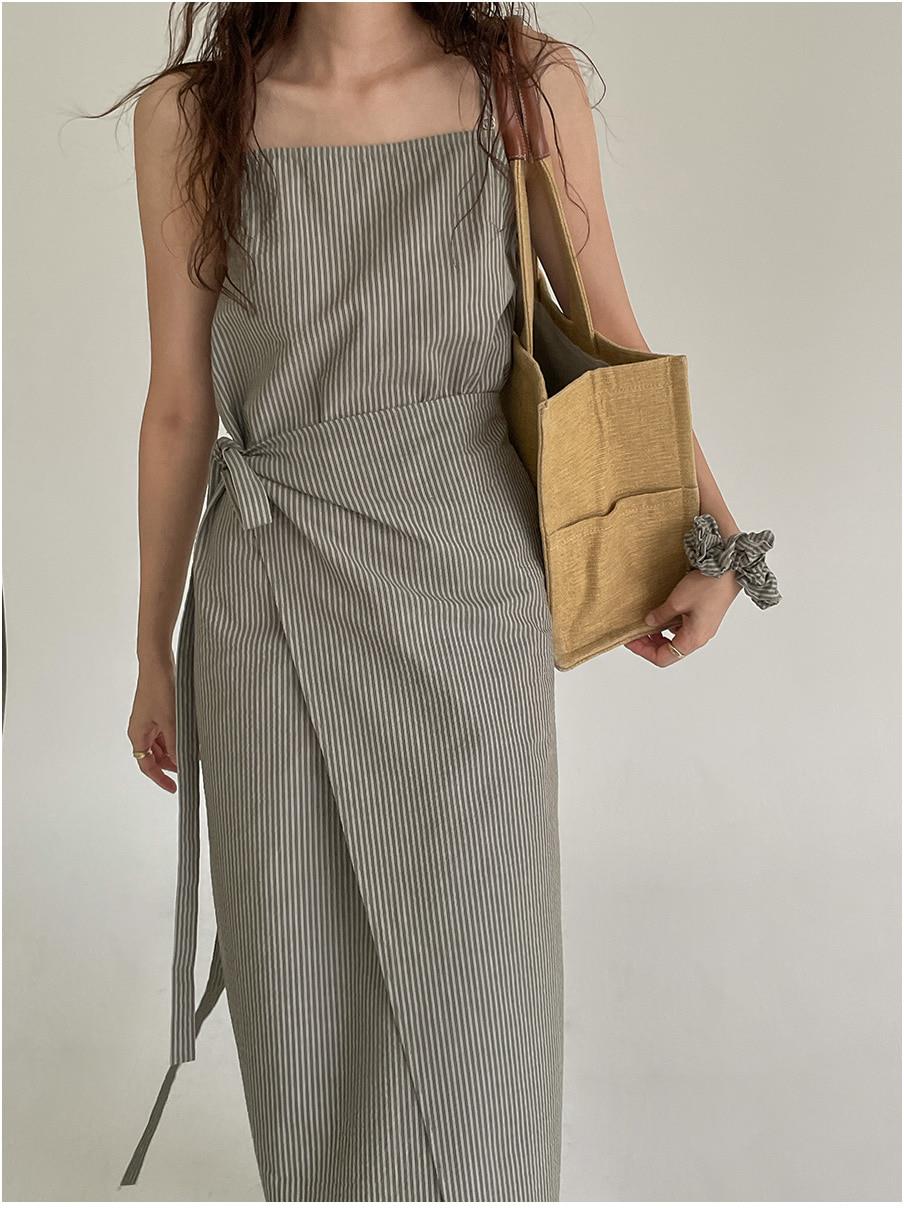 베이지하루 랩 여름 원피스 롱원피스 스트라이프 코튼 끈나시 스트랩 스퀘어넥 로브 뷔스티에 나시 민소매 서스펜더 리본 가을 간절기 여성 여자 슬리브 레이어드 끈나시 캐미솔