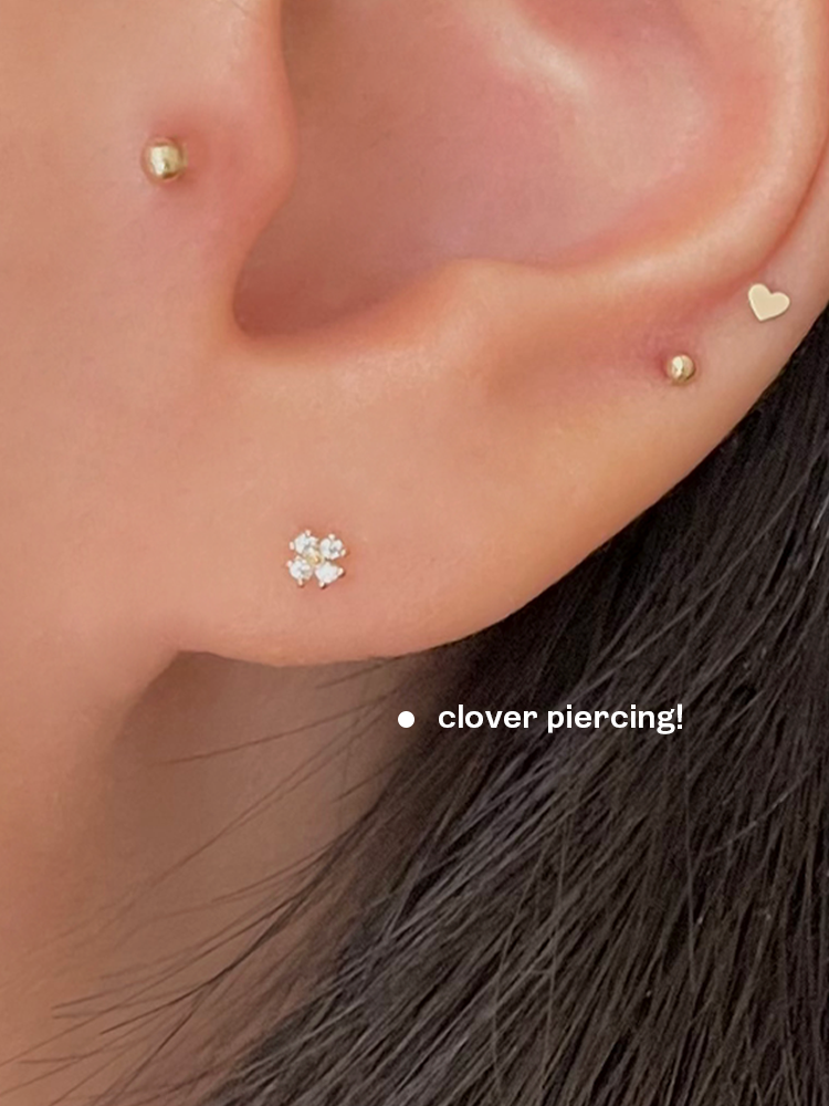 르앙 르앙 [14k gold] 작은 사각 클로버 큐빅 귀걸이 피어싱 (2type) - 위시버킷