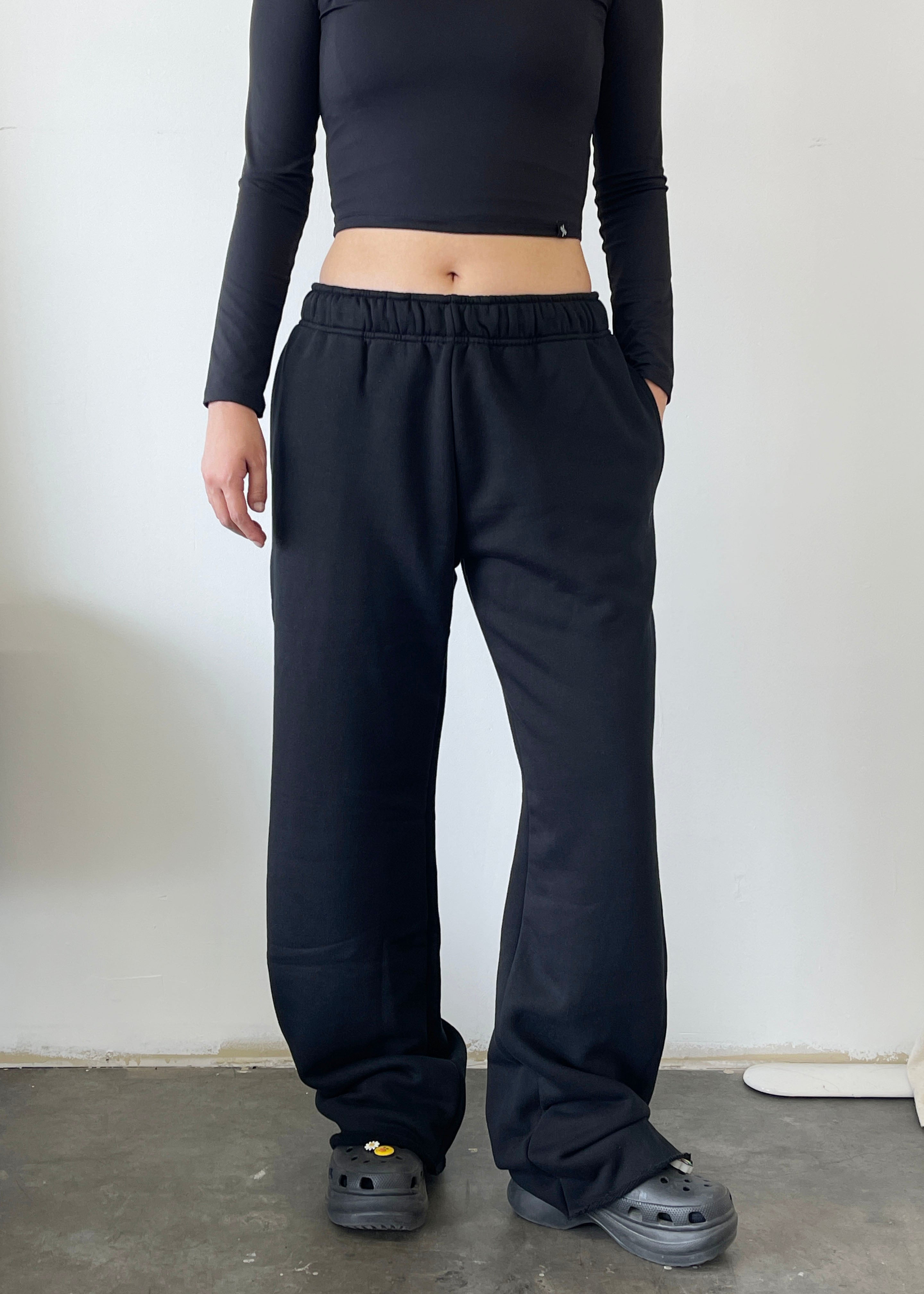 GEEL Low Rise Sweats - XS / Black - 위시버킷