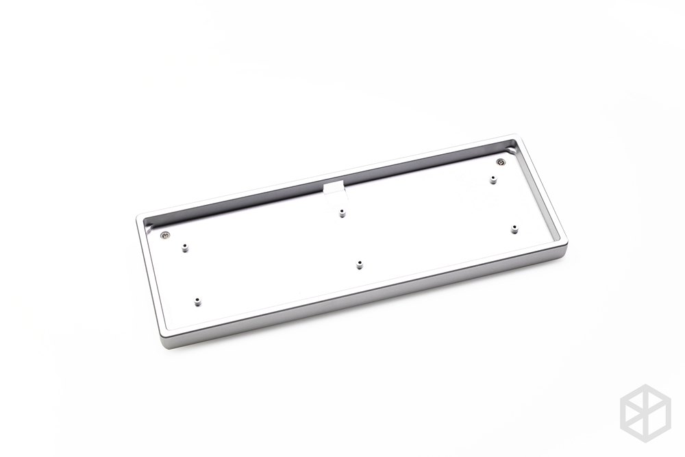 케이프리퍼블릭 Anodized Aluminium flat case with metal feet for custom ...