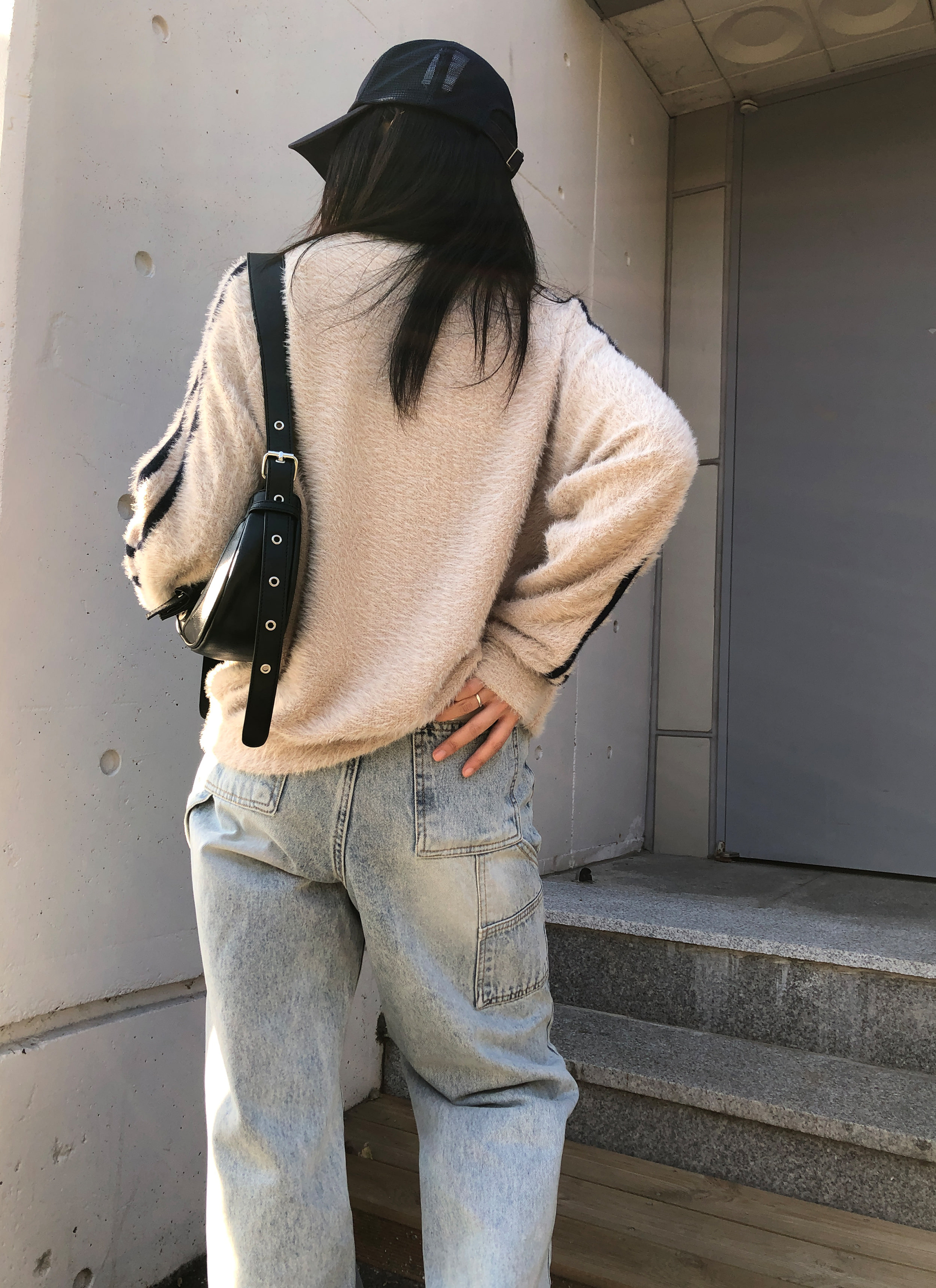 이이알하우스 Fur line knit (2C) - 위시버킷