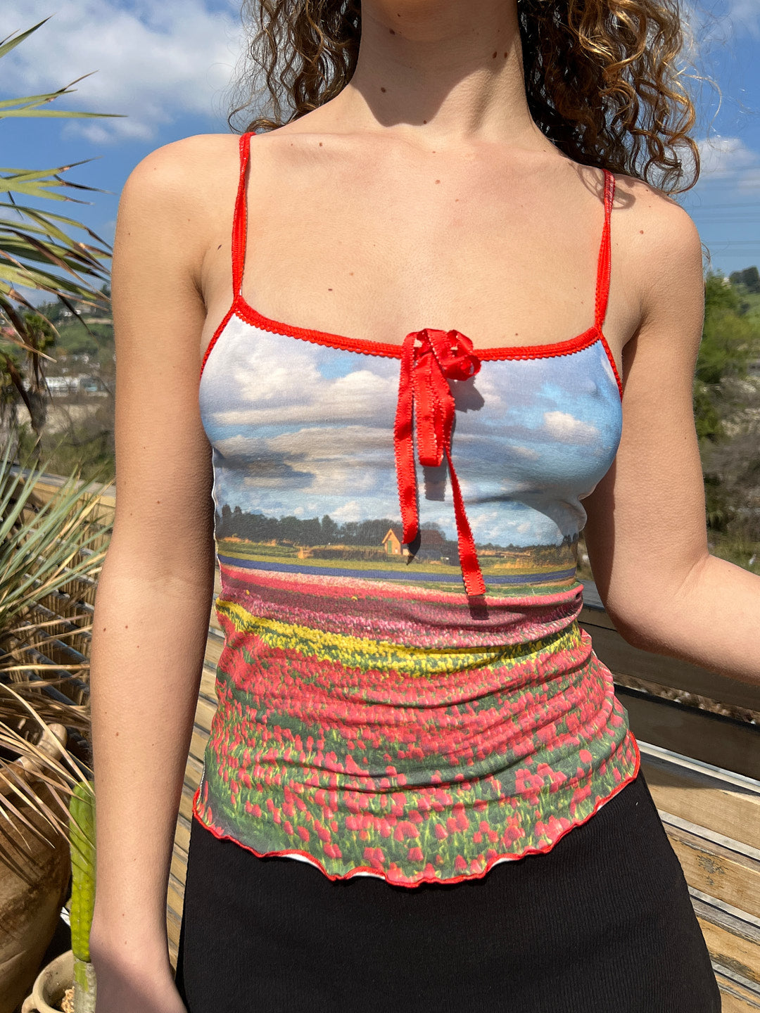 타일러 맥길리바리 Tulip Fields Cami - Tulip Fields - Tulip Fields / M - 위시버킷